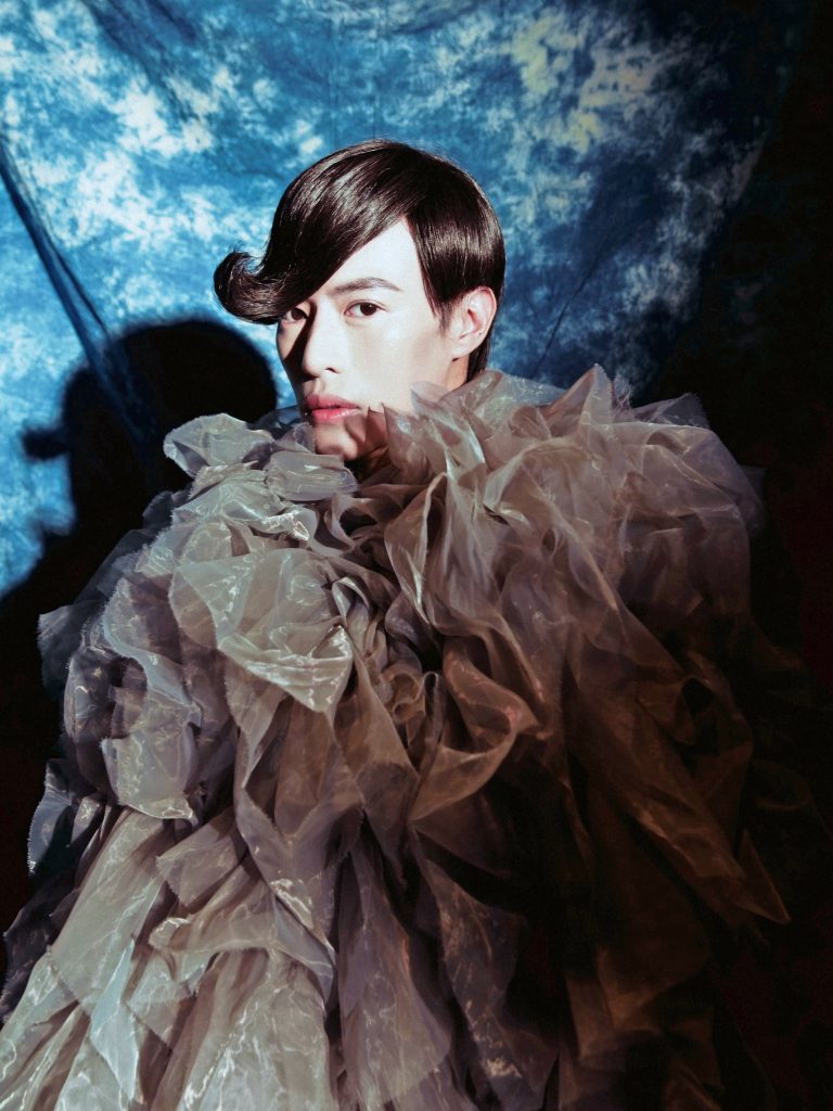 林語菲出輯 「蝕」惡不設飆海豚音 | 中華日報|中華新聞雲