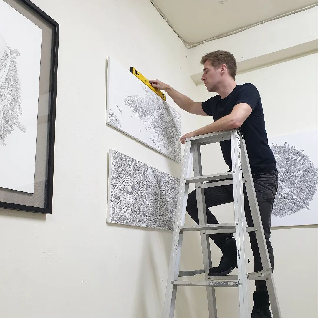 【一號人物】Tom Rook 專訪 黑與白的筆畫間，無數種觀看臺灣的方法 | 中華日報|中華新聞雲