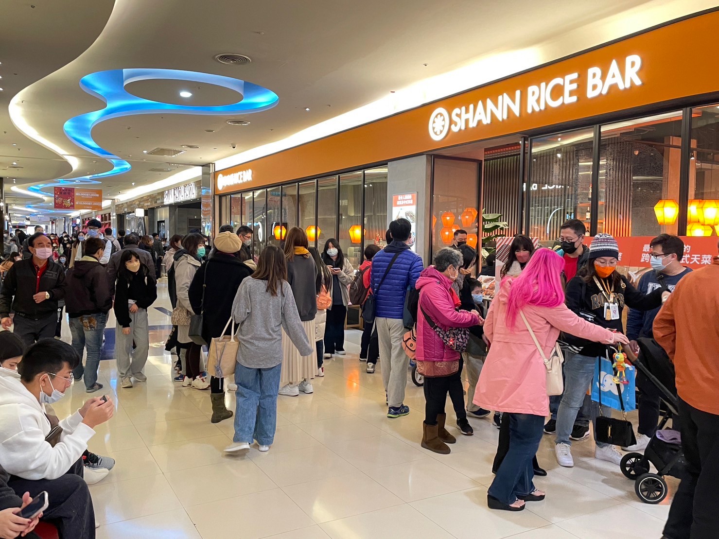 Global Mall春節湧人潮、高買氣 服飾、餐飲業績大增3成 | 中華日報|中華新聞雲