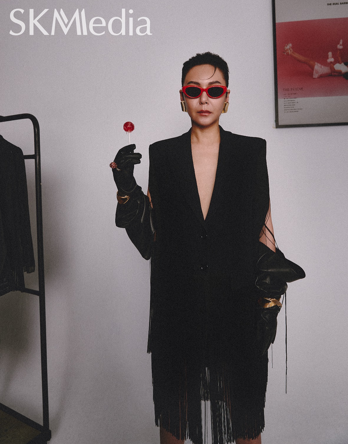 女神名模洪曉蕾偕女Dora登上時尚E Cover 母女較勁深V耍辣 | 中華日報|中華新聞雲